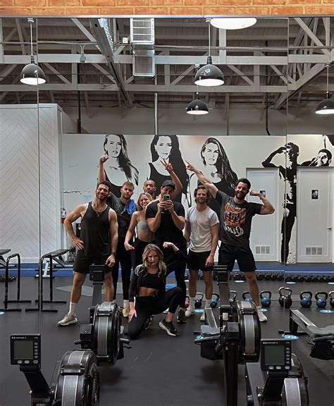 Emary Simon Iamemarysimon • Instagram Photos And Videos