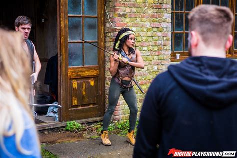 Kiki Minaj The Walking Dead A Xxx Parody