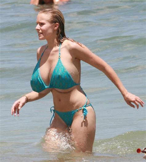 Kristen Bells Huge Tits Morphs Big Boobs Celebrities
