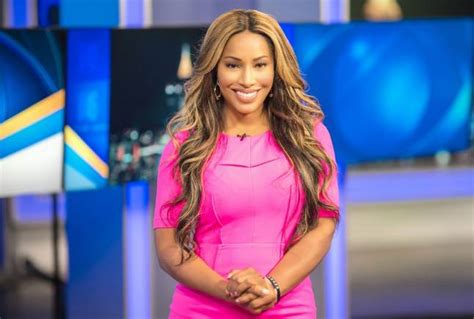 Top 10 Hottest Female News Anchors In The World 2024