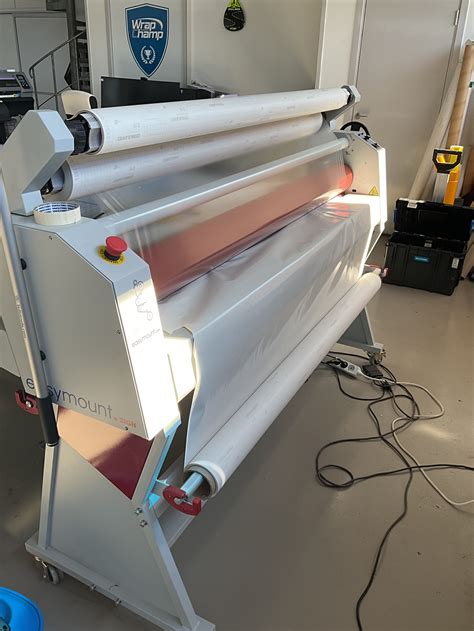 Rolll X Work Table With Laminator Easymount Ps Auction We Value The Future Largest In Net