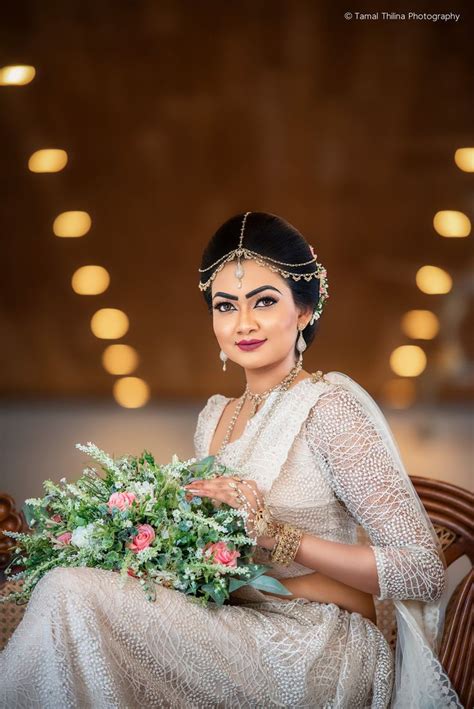 Model Ravini Perera 💛 Bridal Wedding Dresses Kerala Wedding Photography Bridesmaid Saree