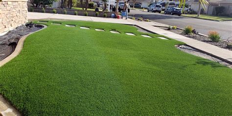 Fake Grass Front Yard 12 Stunning Artificial Grass Landscaping Ideas