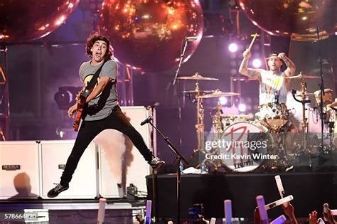 Pierce The Veil Photos And Premium High Res Pictures Getty Images