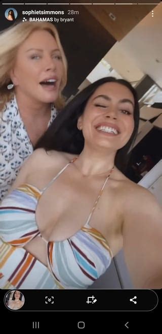 Sophie Simmons