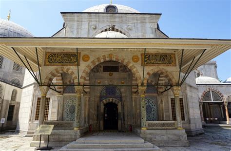 Sultan Ii Selİm Han TÜrbesİ