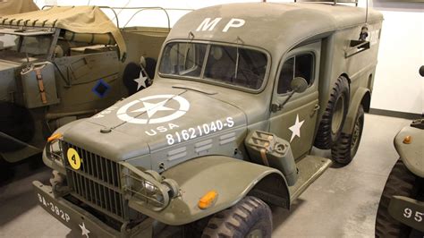 Dodge Wc9