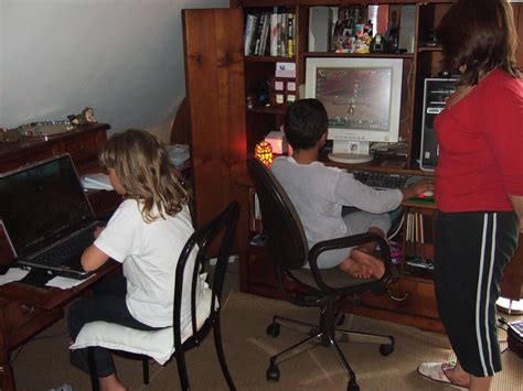 Chilling With My Sister And My Coaching Grandma On Wow Burning Crusade