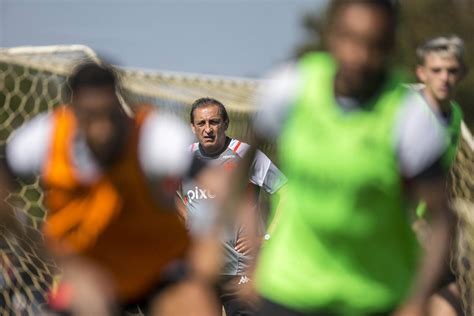 دياز يقود تدريبات فاسكو دي جاما البرازيلي صور