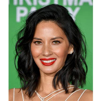 Get The Look Olivia Munns Textured Bob
