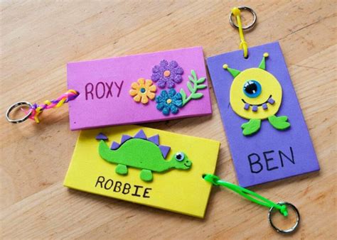 Ideas To Make Name Tag Crafts DIY To Make Ideas To Make Name Tag Crafts DIY To Make
