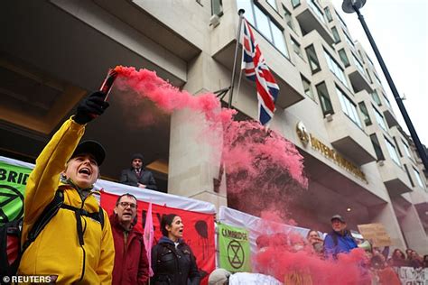 Greta Thunberg 20 Arrested By Police At Fossil Free London Protest