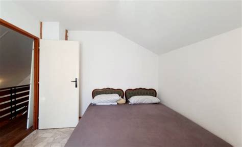 Eladó 59 M2 Es Nyaraló Szigetmonostor Búzavirág Utca Szigetmonostor Búzavirág Utca Ház