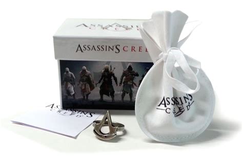 Assassins Creed Jewelry Deluxe Theatrical Quality Adult Costumes