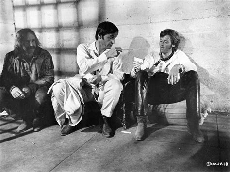 25 Rarely Seen Behind The Scenes Photographs From The Making Of ‘easy