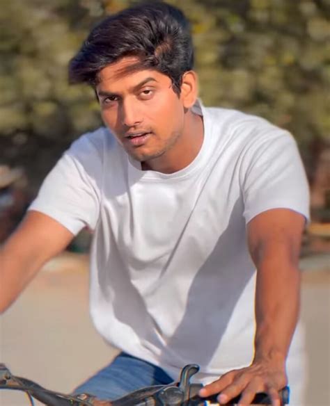 Sameed Saab Biography Age Career Entrepreneur Saathi