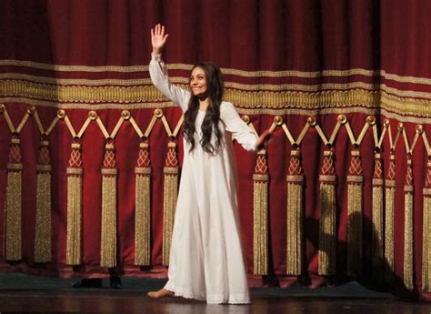 Bayerische Staatsoper La Traviata Review Man In Chair