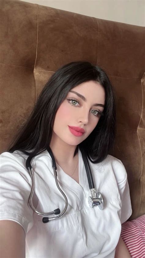 Moroccan Girl 🇲🇦 Pretty Hairstyles Quick Outfits Brunette Beauty