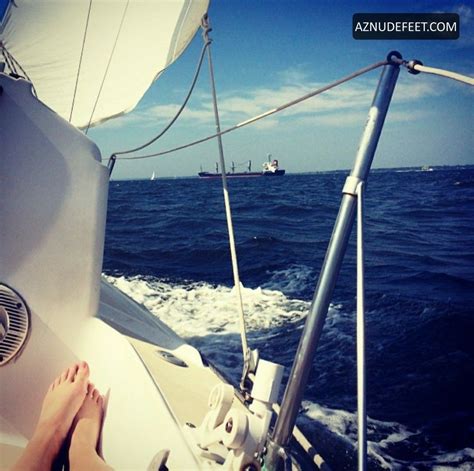 Ellison Barber Feet Aznudefeet