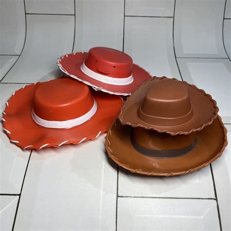Genuine Bulk Toy Story Woody Triss Triss Hat Accessories Model
