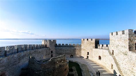 Tvrđava Ram Zašto Treba Da Je Posetite I Po Kojoj Ceni Daljiners