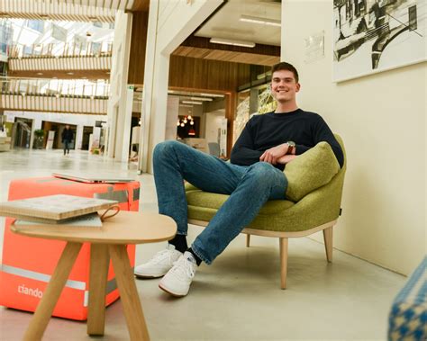 Daniël Volgt Een Finance Traineeship Bij Deze Grote Organisatie De Eerste Opdracht Was écht