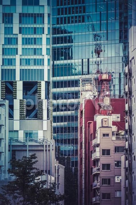 渋谷スクランブルスクエアと渋谷ストリーム No 25420388｜写真素材なら「写真ac」無料（フリー）ダウンロードok