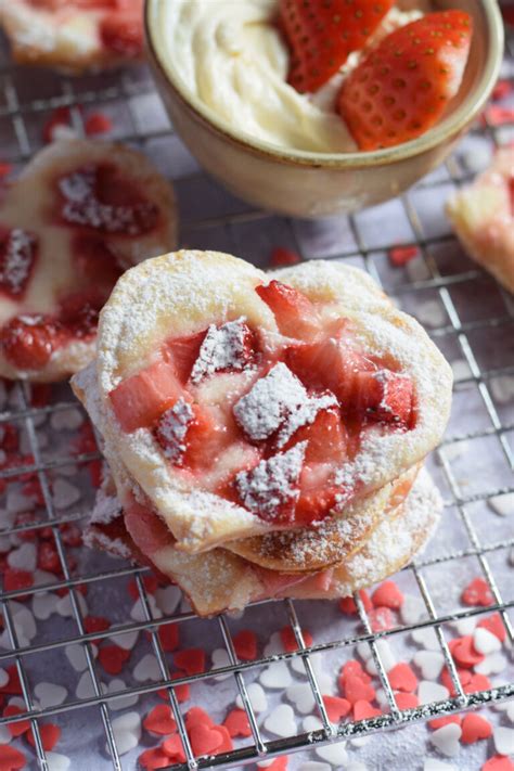 Strawberry Cream Cheese Pastries Julias Cuisine