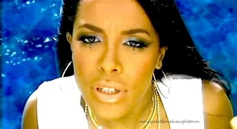 Aaliyah For Mac Favorite Makeup Looks Aaliyah Rock The Boat