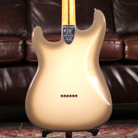 Fender 70th Anniversary Vintera Ii Stratocaster Antigua Electric