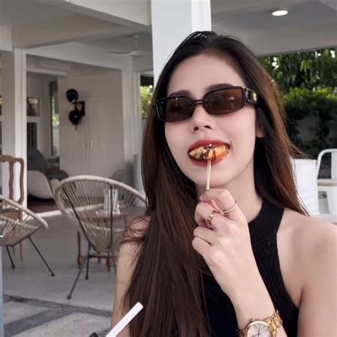 Cₕₒₙₙₐₖₐᵣₙ • ̎• Chonnakarn Kk • Threads Say More