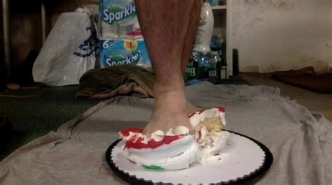 Cake Foot Crush