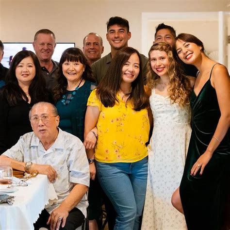 5 Potret Kedekatan Aurelie Moeremans Bersama Calon Ibu Mertua Foto 1