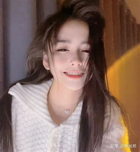 网红安妮账号被清空，妈妈发现手机里的 精彩”，并非因利益矛盾 知乎