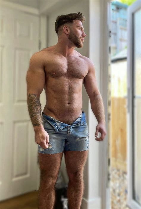 Bulgingjeans On Tumblr