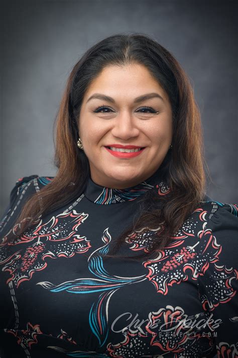 Lisa Cisneross Instagram Twitter And Facebook On Idcrawl