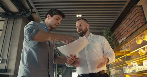 Overcoming Career Setbacks Teamwork And Problem Solving In The Office