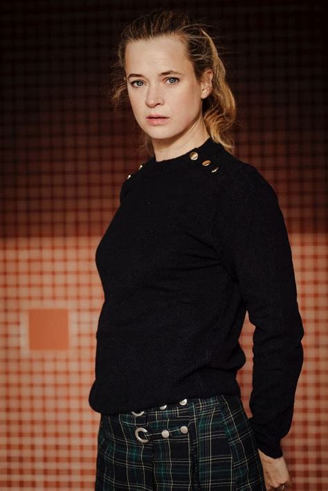 Picture Of Caroline Hanke