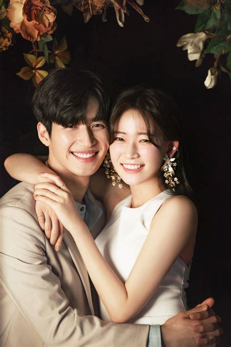 100 Korean Couple Pictures