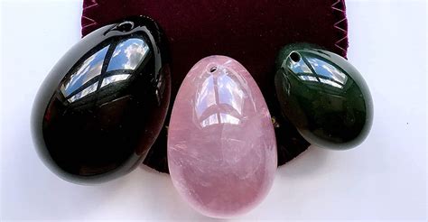 A Guide To Yoni Eggs