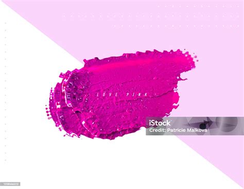 벡터 사실적인 핑크 립스틱 얼룩 얼룩 사랑 배경 화장품 구성 구성 구성 립스틱 브러시 스트로크 미용사 배경 컷아웃에 대한 스톡 벡터 아트 및 기타 이미지 Istock
