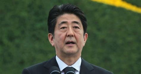 사진 나가사키서 인사말하는 아베 총리