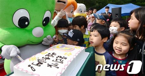 둘리의 생일파티