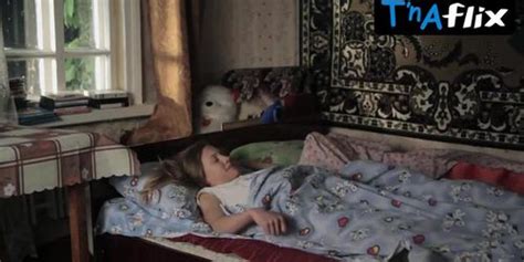 Mariya Paley Butt Scene In Otzvuk