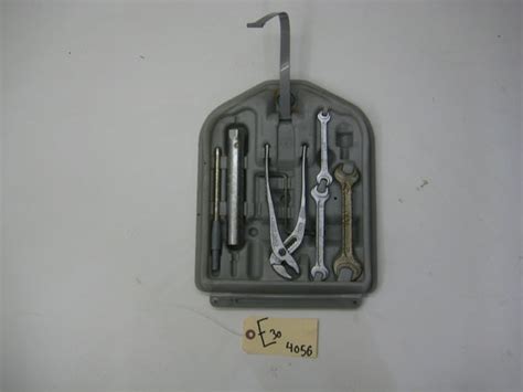 Trunk Tool Kit Not Complete Classic Daily