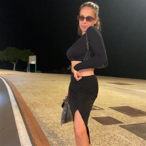 Allie Sherlock Turned 18 On April 7 Rcelebswithbigtits