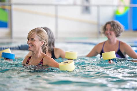 Maatilaa Pyörittävä Amski Tienaa Somella Nurinkurista