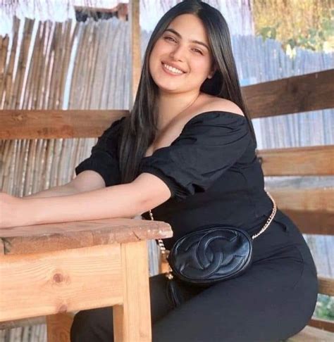 شاب بيتظاهر بالضعف قدام الناس ولكنه في الحقيقه يمتلك قوه ملك الشياطين المرعبه ملخص انمي🤯