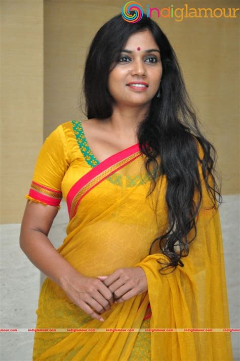 Usha Jadhav Actress Hd Photos Images Pics And Stills 423825