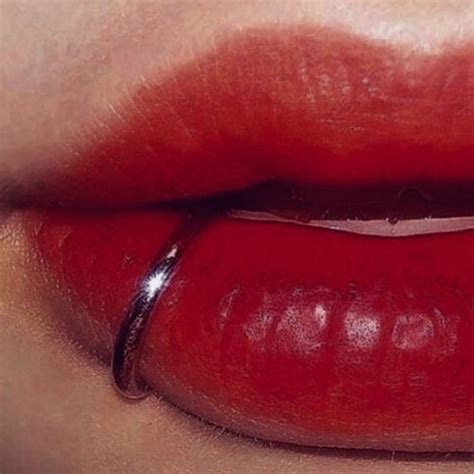 Pin On Perforaciones Mouth Piercings Lip Piercing Jewelry Lip Piercing
